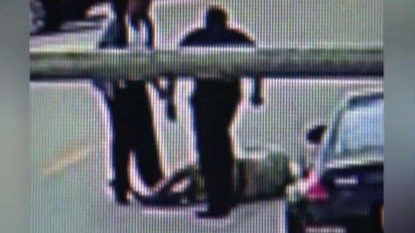 Video captures good Samaritans tackling would-be thief | Fox News Video