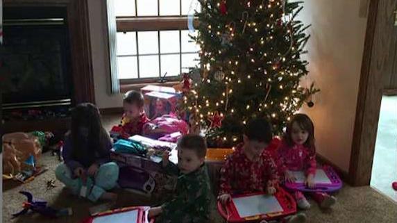USO's 'Project Elf' brings joy to military families | Fox News Video