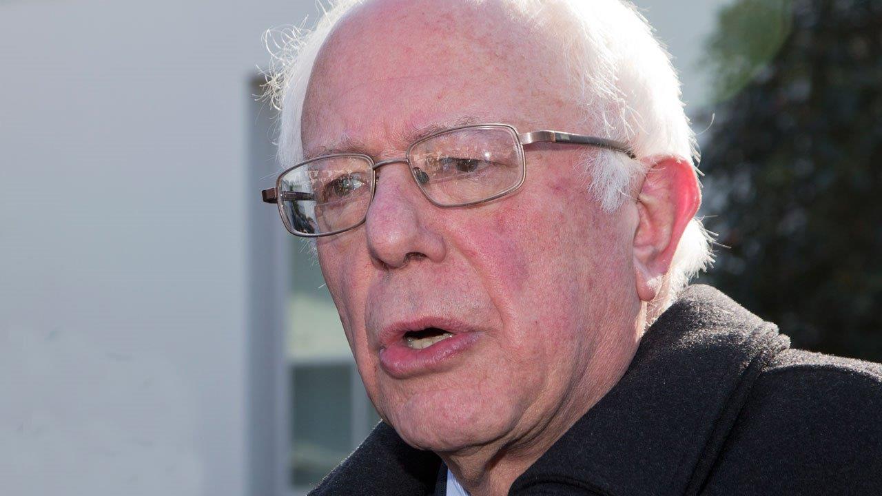 Bernie Sanders gets equal time with President Obama | Fox News Video