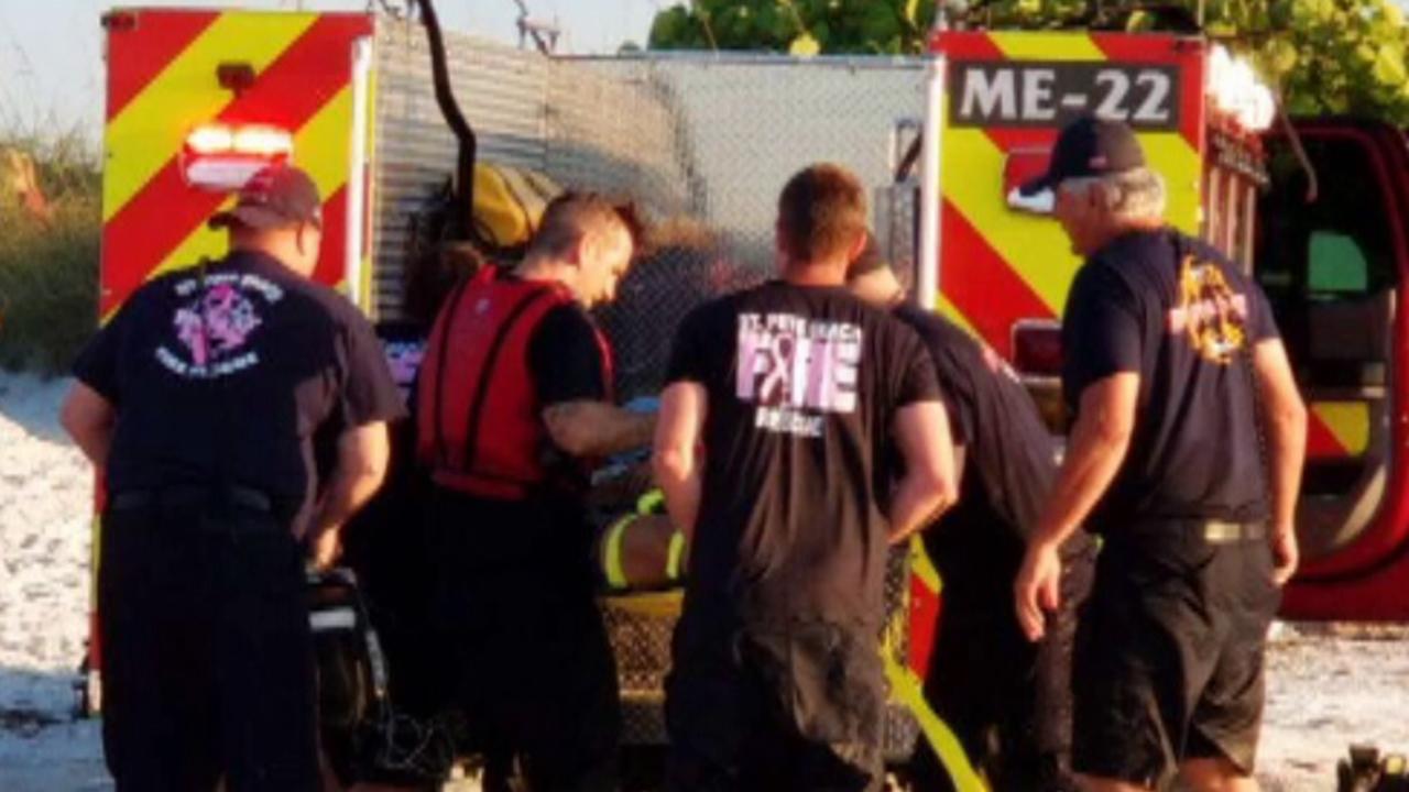 Mother dies after trying to save children from rip current | Fox News Video