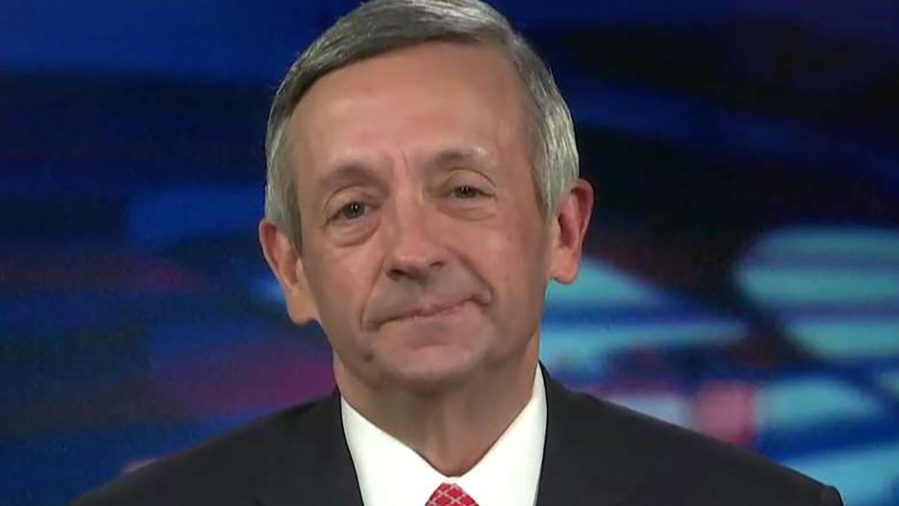 Pastor Robert Jeffress' Christmas message | Fox News Video